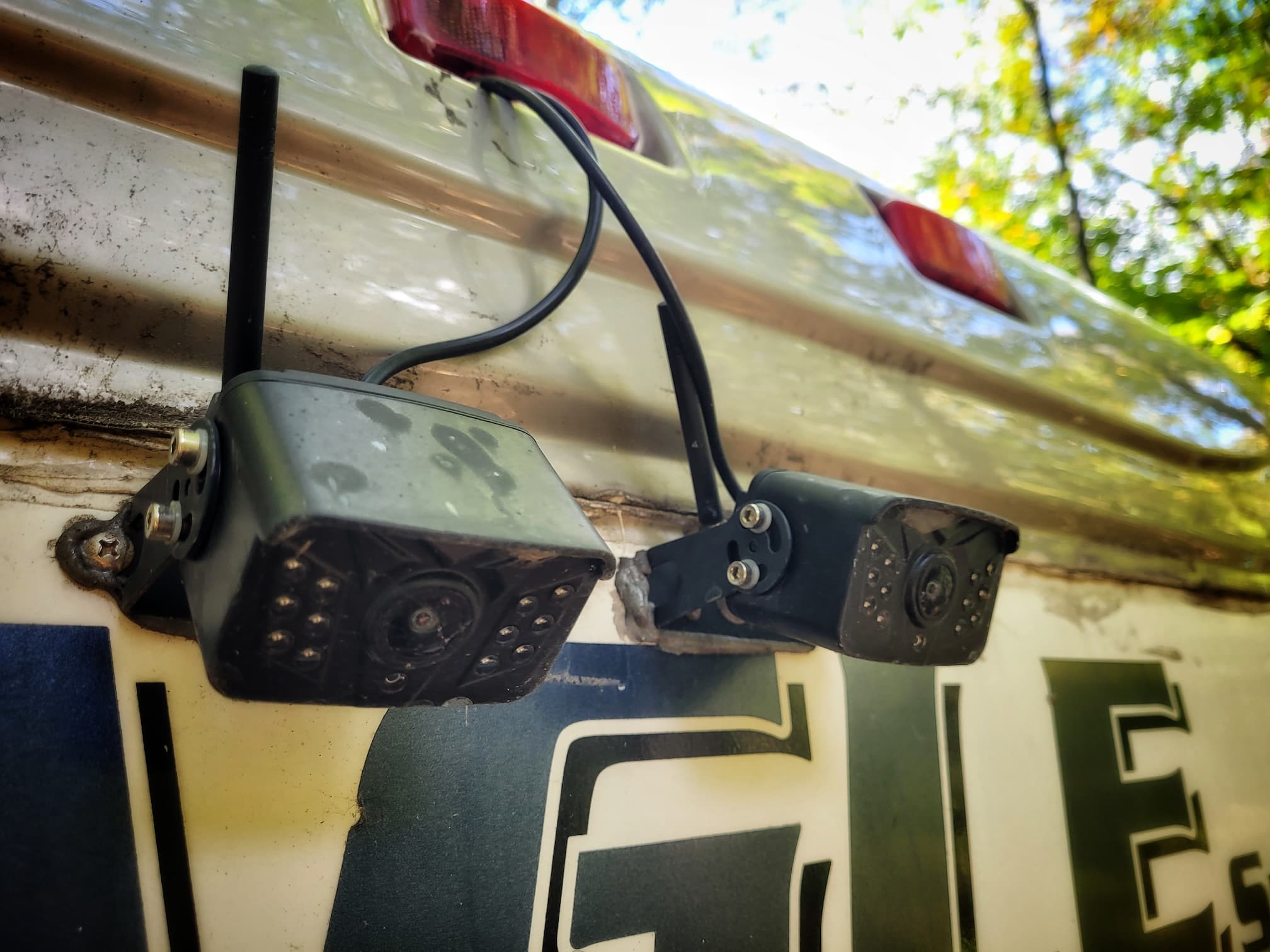 Reviewing all the RV Truck Gadgets We Use as Full-Time RVers